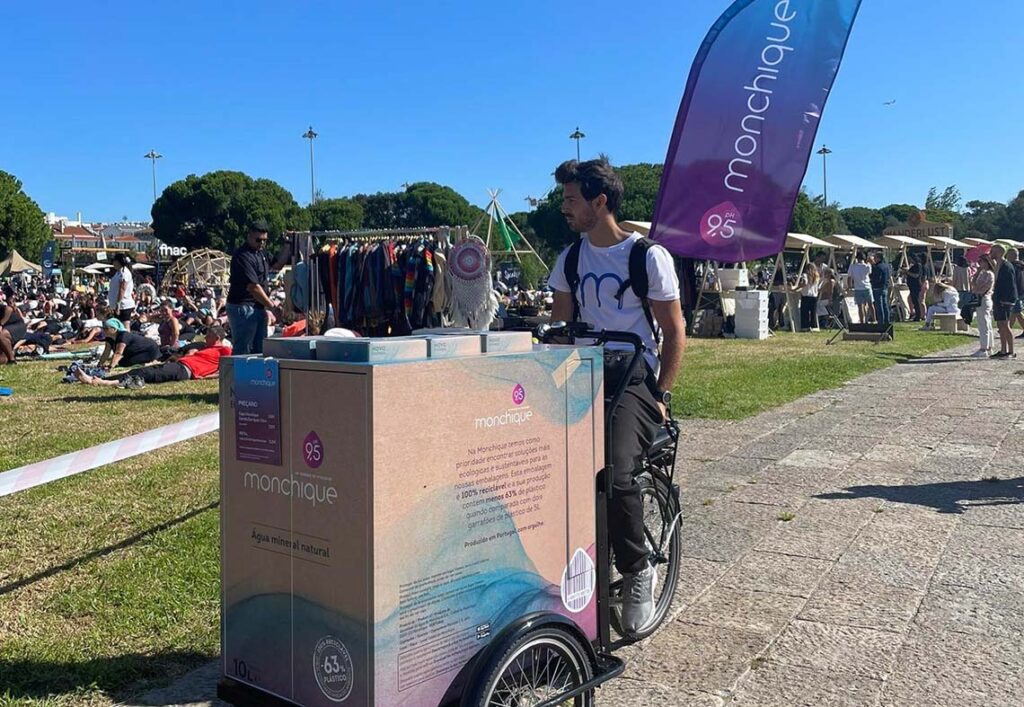 Wanderlust Portugal bebe Água Monchique - Creative News