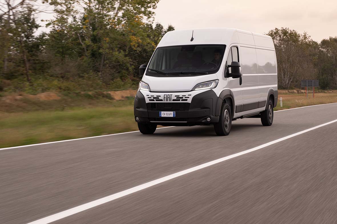 FIAT Professional Ducato é o “Large Van of the Year” da edição de 2024 ...