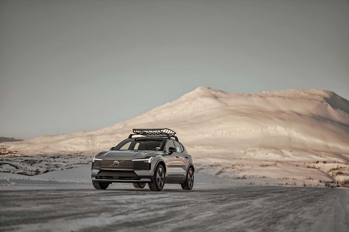 EX30 - Volvo apresenta o seu primeiro 100% elétrico Cross Country ...